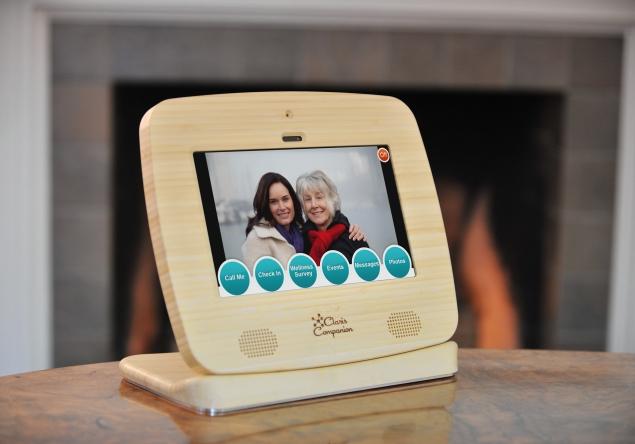New Tablet Helps Seniors Manage Health and Communicate with Family